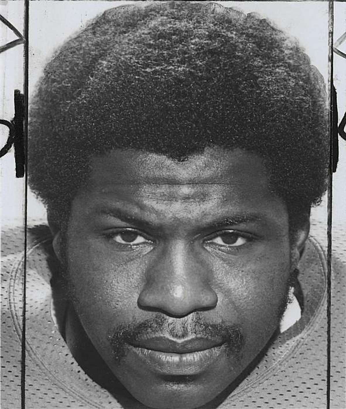 Gary Johnson, Pro Bowl lineman, dies at 57