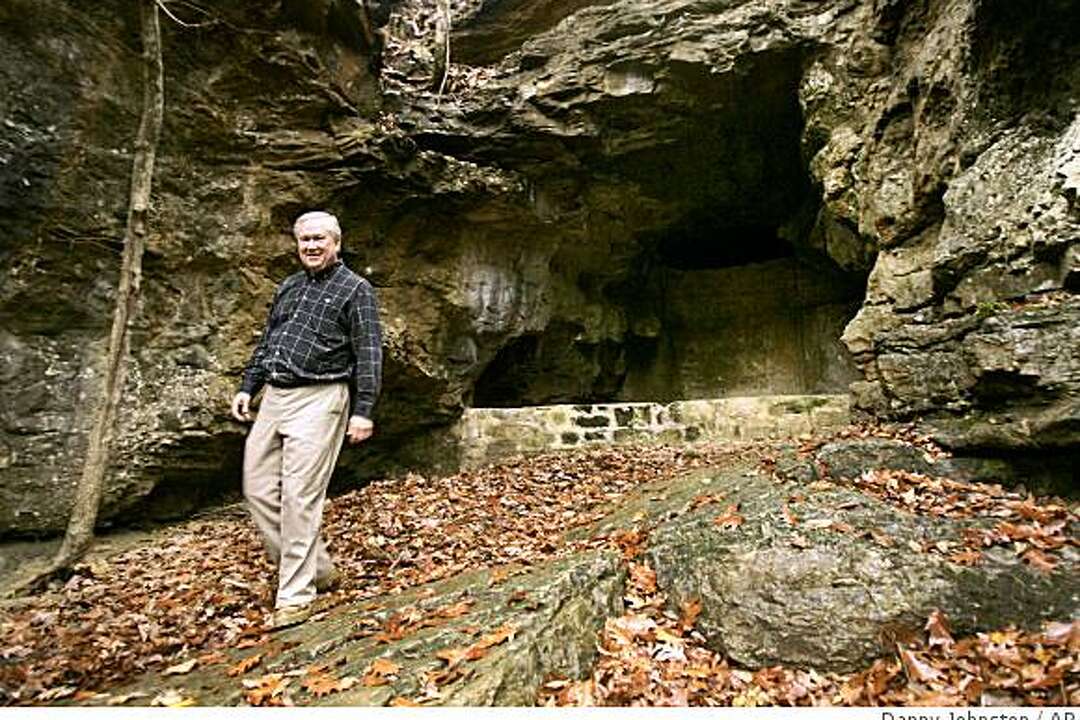 Arkansas cave served as an early schoolhouse