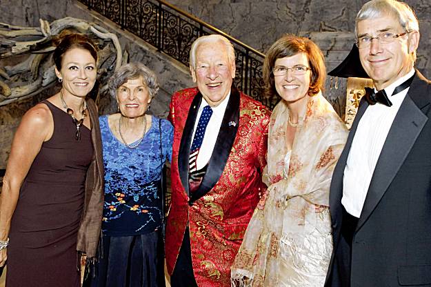 Former Sunset publisher Bill Lane dies at 90