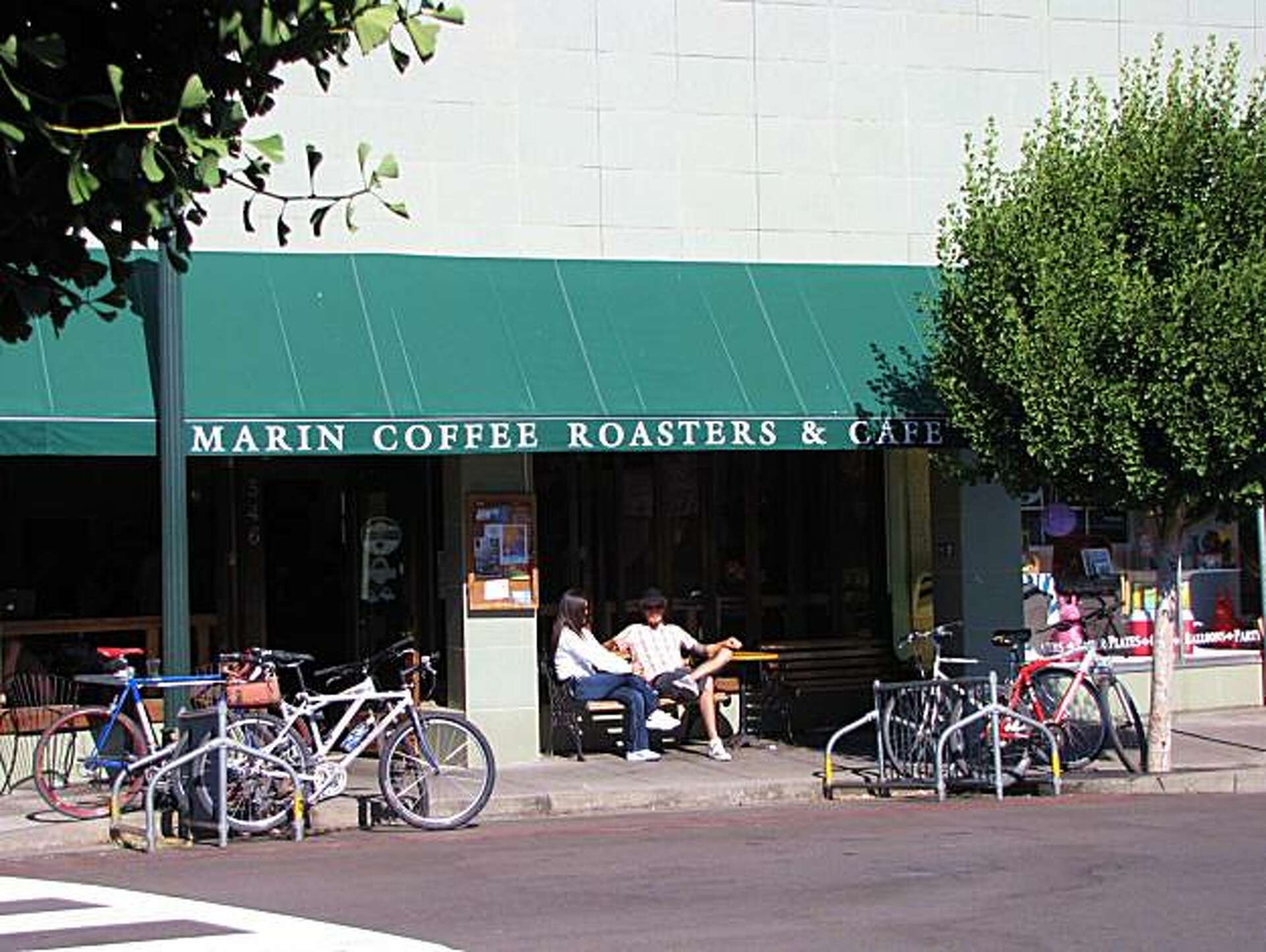 San Anselmo Avenue, San Anselmo