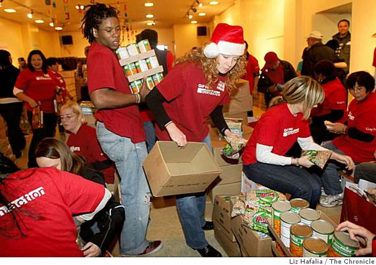 Longest line ever for Glide grocery giveaway