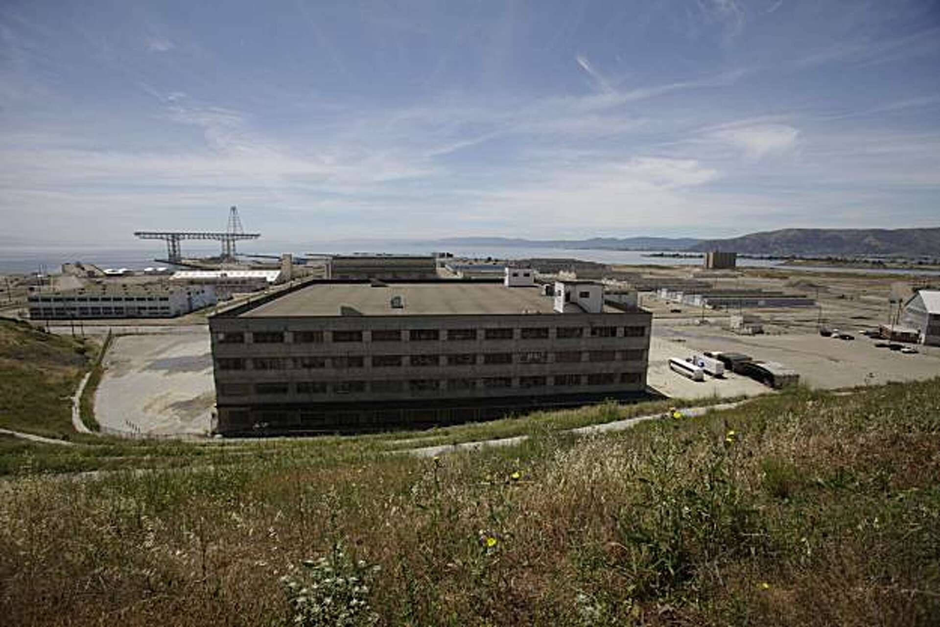 Hunters Point shipyard plan wins key approval