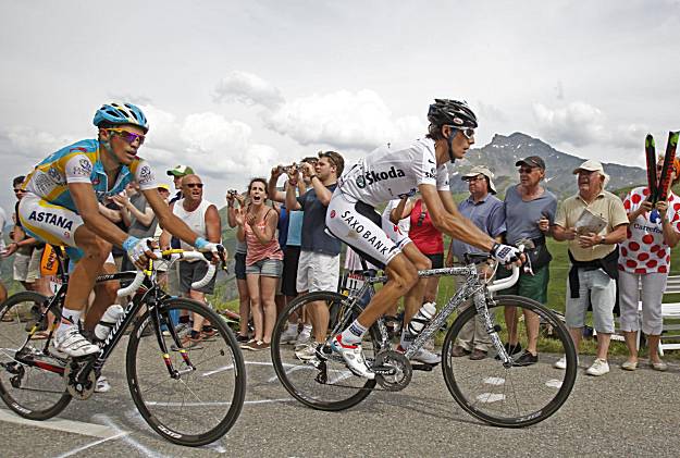 Armstrong joins supporting cast