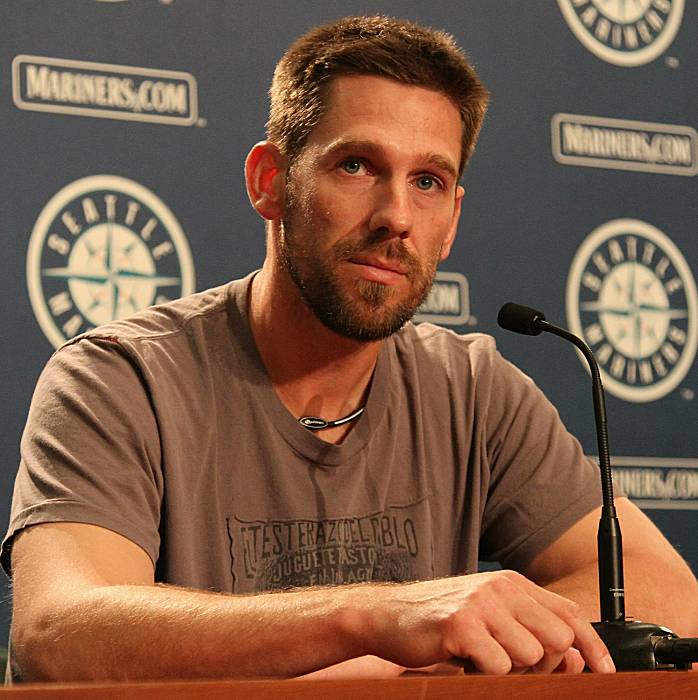 Rangers acquire Cliff Lee