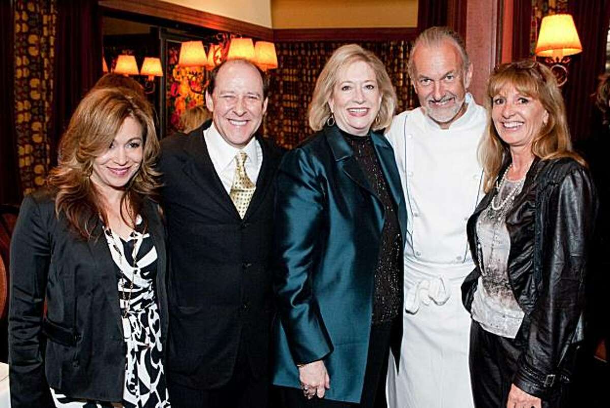 Alice Waters book signing at Carrots
