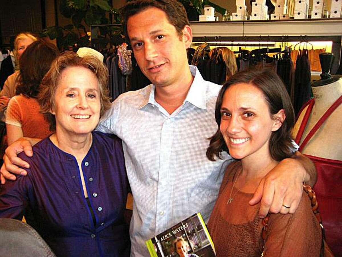 Alice Waters book signing at Carrots
