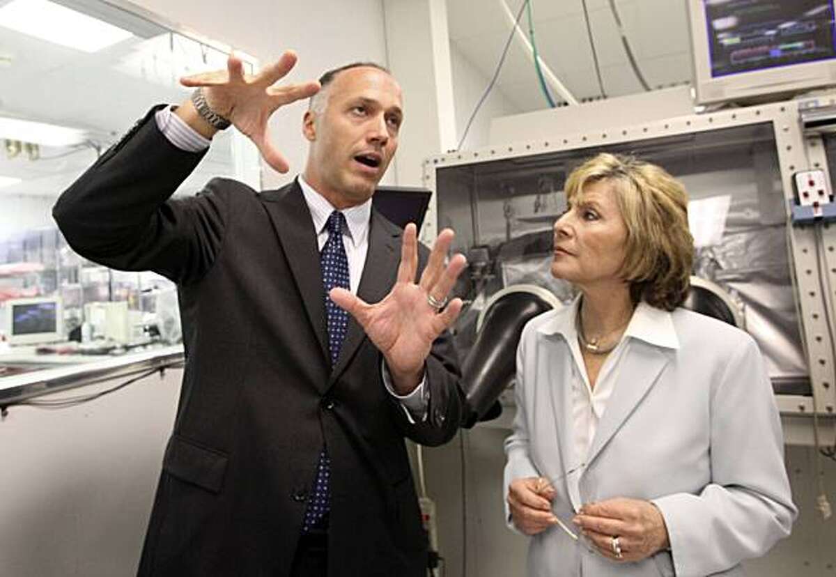 Barbara Boxer slams Carly Fiorina on jobs