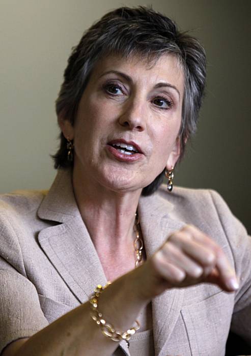 Fiorina says Boxer's policies have hurt state