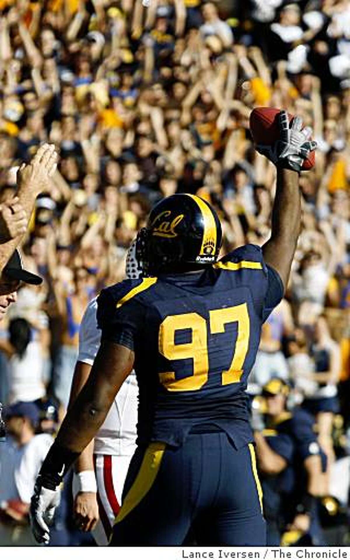 Big difference: Bears roll on