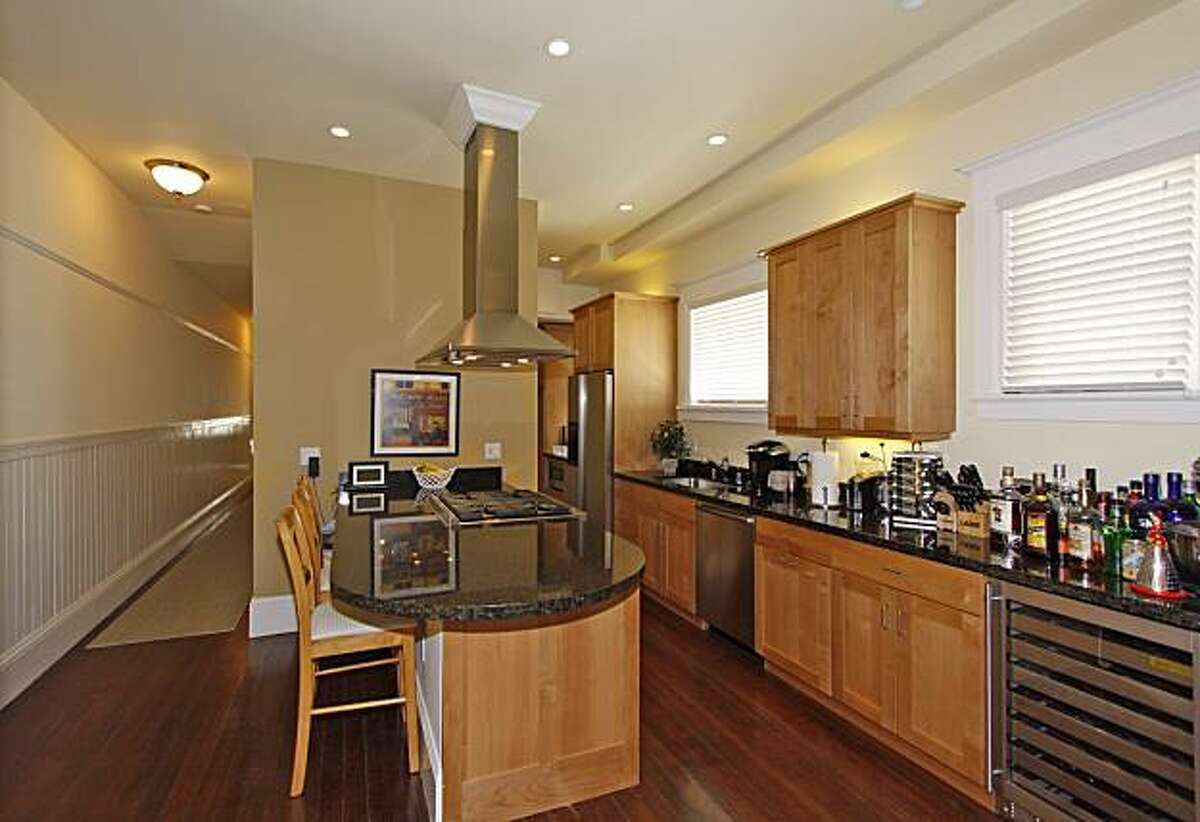 Edwardian flat in Nob Hill
