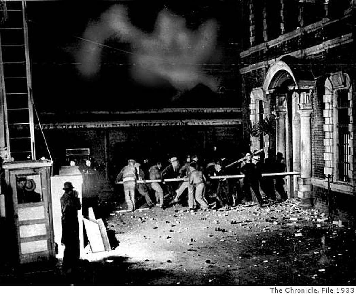 San Jose mob lynched kidnappers in 1933