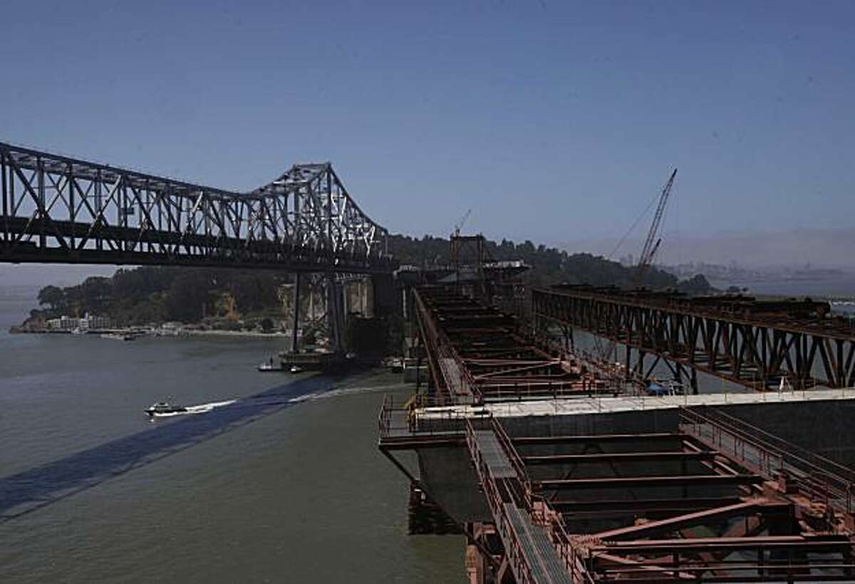 Bay Bridge's new eastern span taking shape