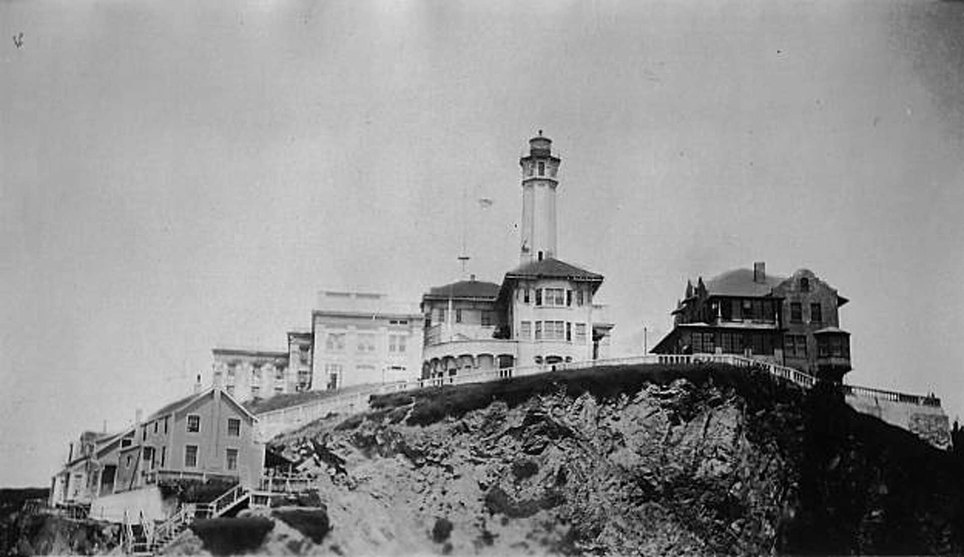 Woman who called Alcatraz home back for visit