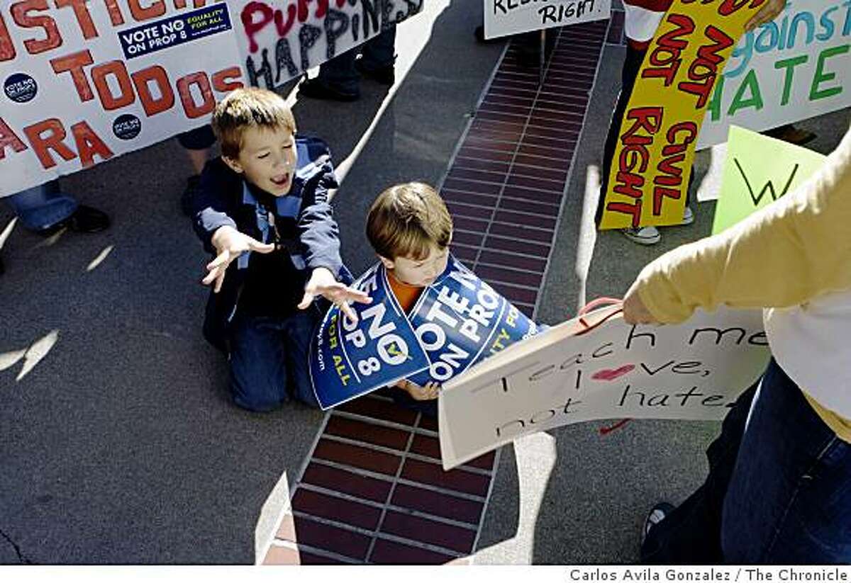 At least 400 protest outside Mormon Church, thousands more in Sacramento