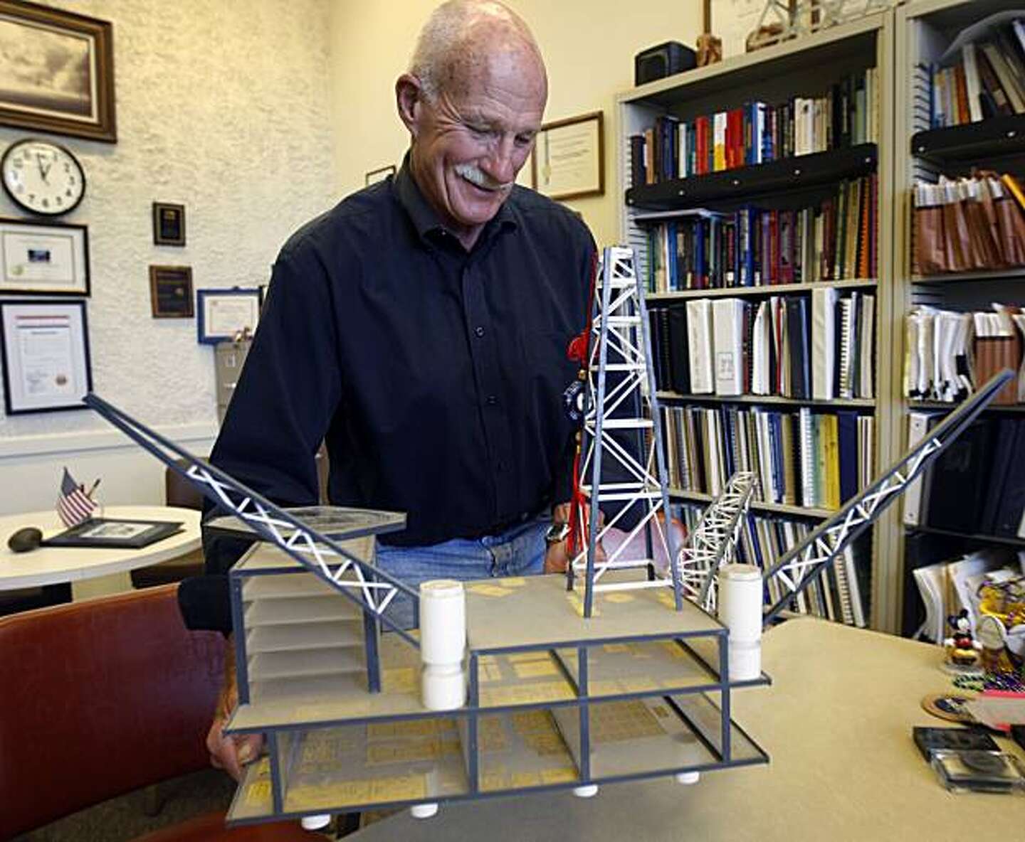 Engineer Robert Bea a student of disaster