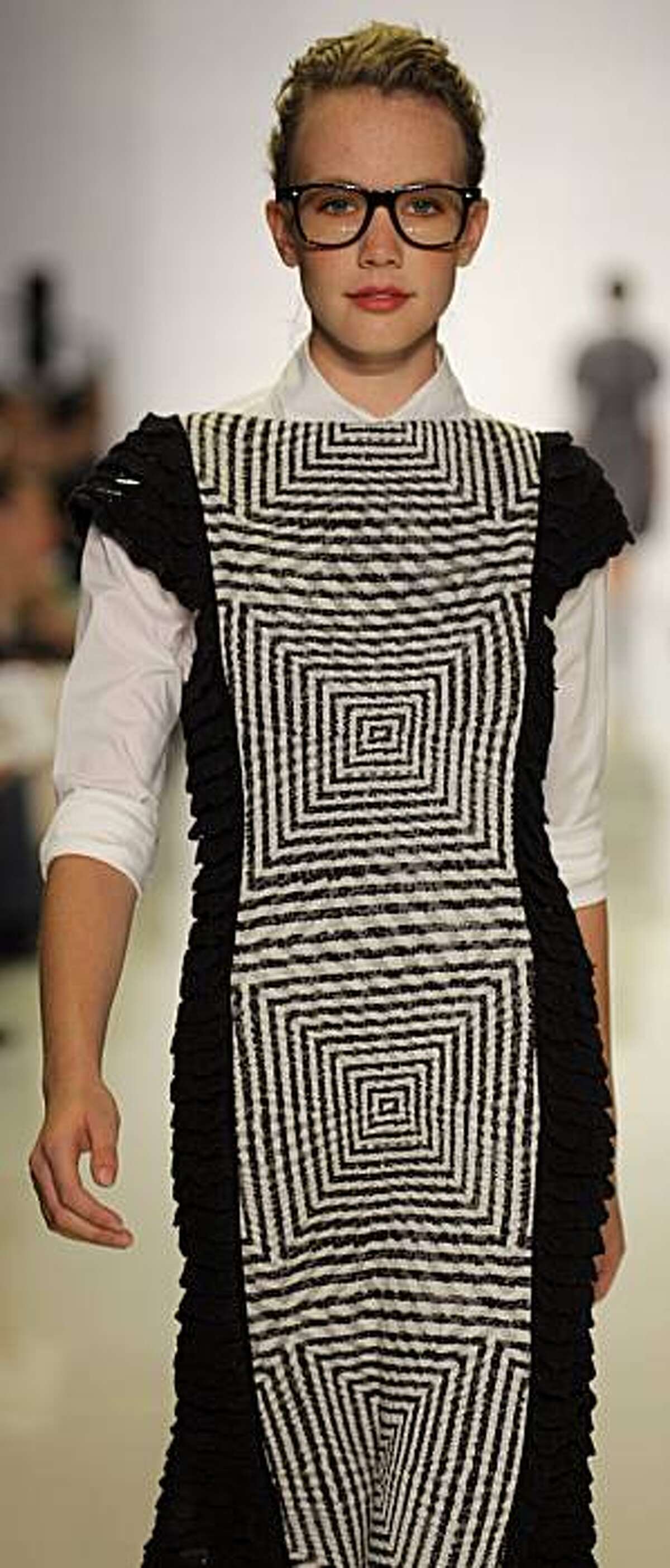 Academy of Art students' fashions impress pros