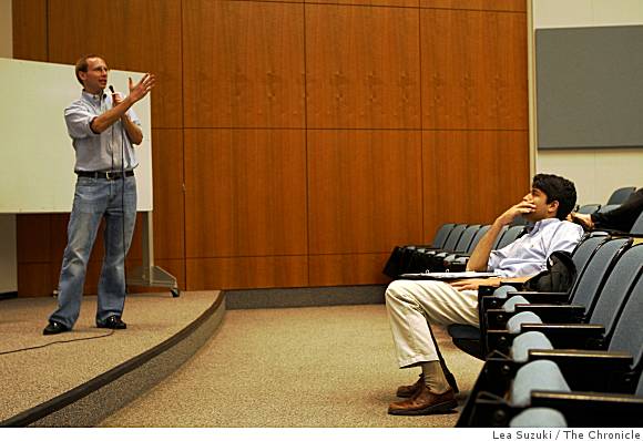 Students learning from financial crisis