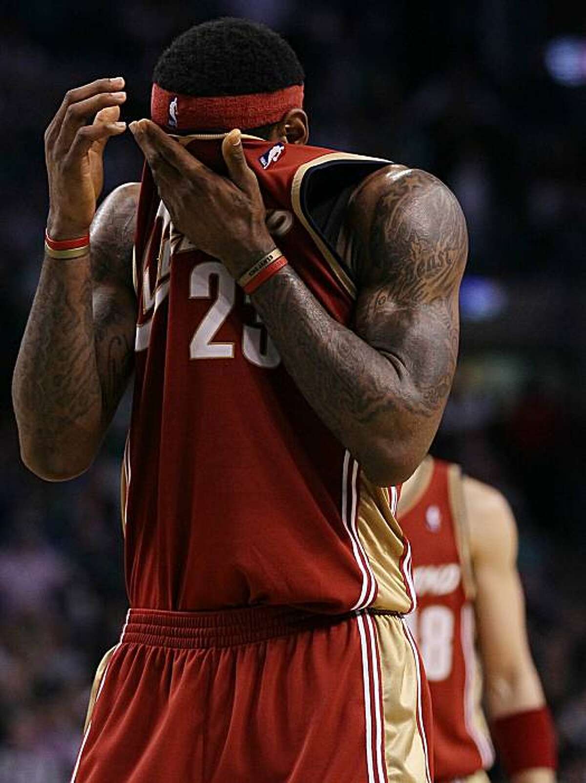 Where will LeBron go? Break out the darts