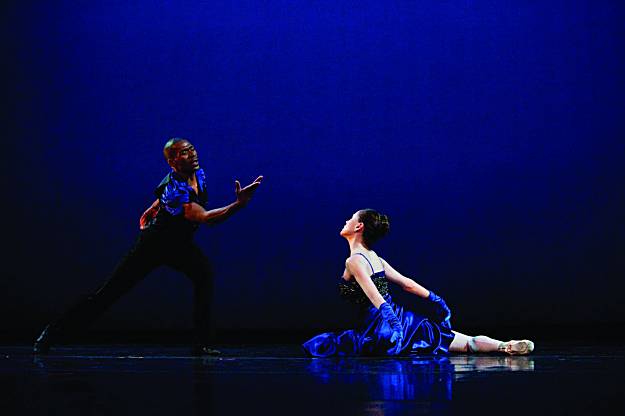 Dance review: 'Surfer' keeps dancers on the go