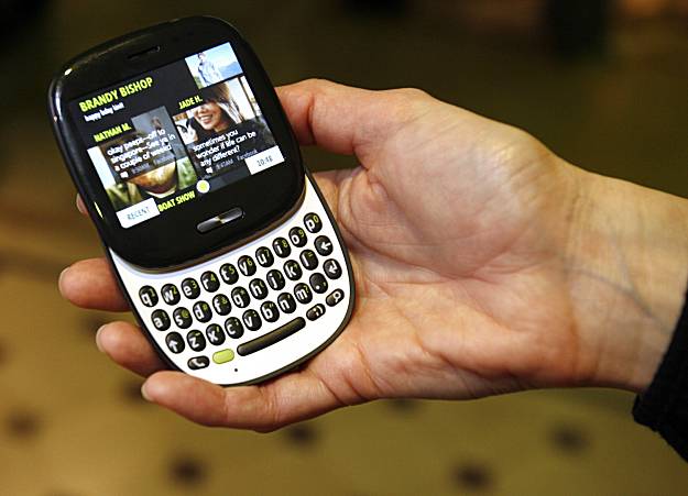 Microsoft's Kin phones designed for sharing through social media