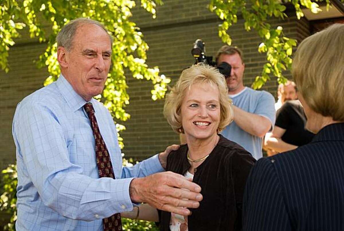 Tea Party-backed candidates lose early races