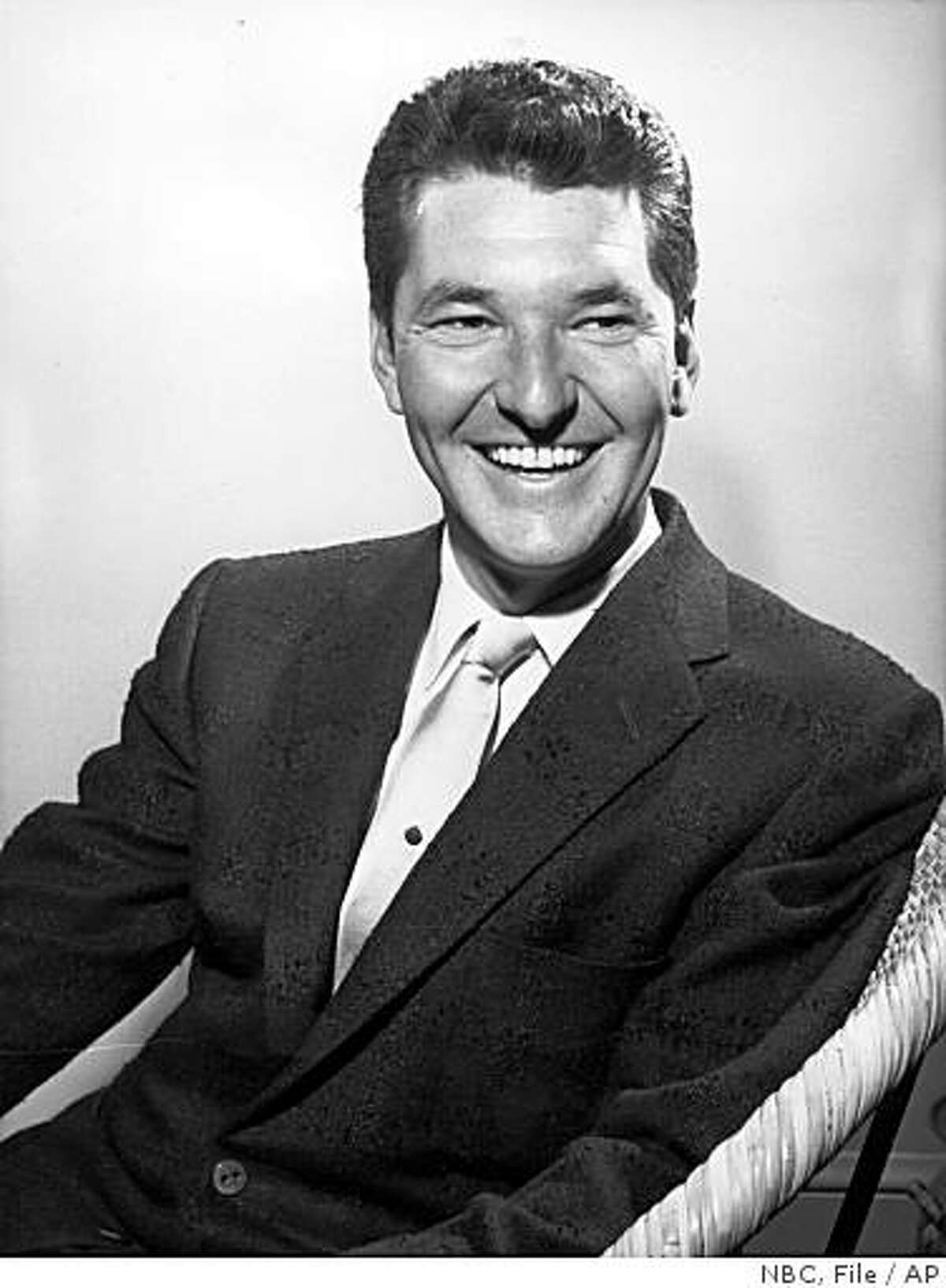 Host of 'Concentration,' Jack Narz dead at 85
