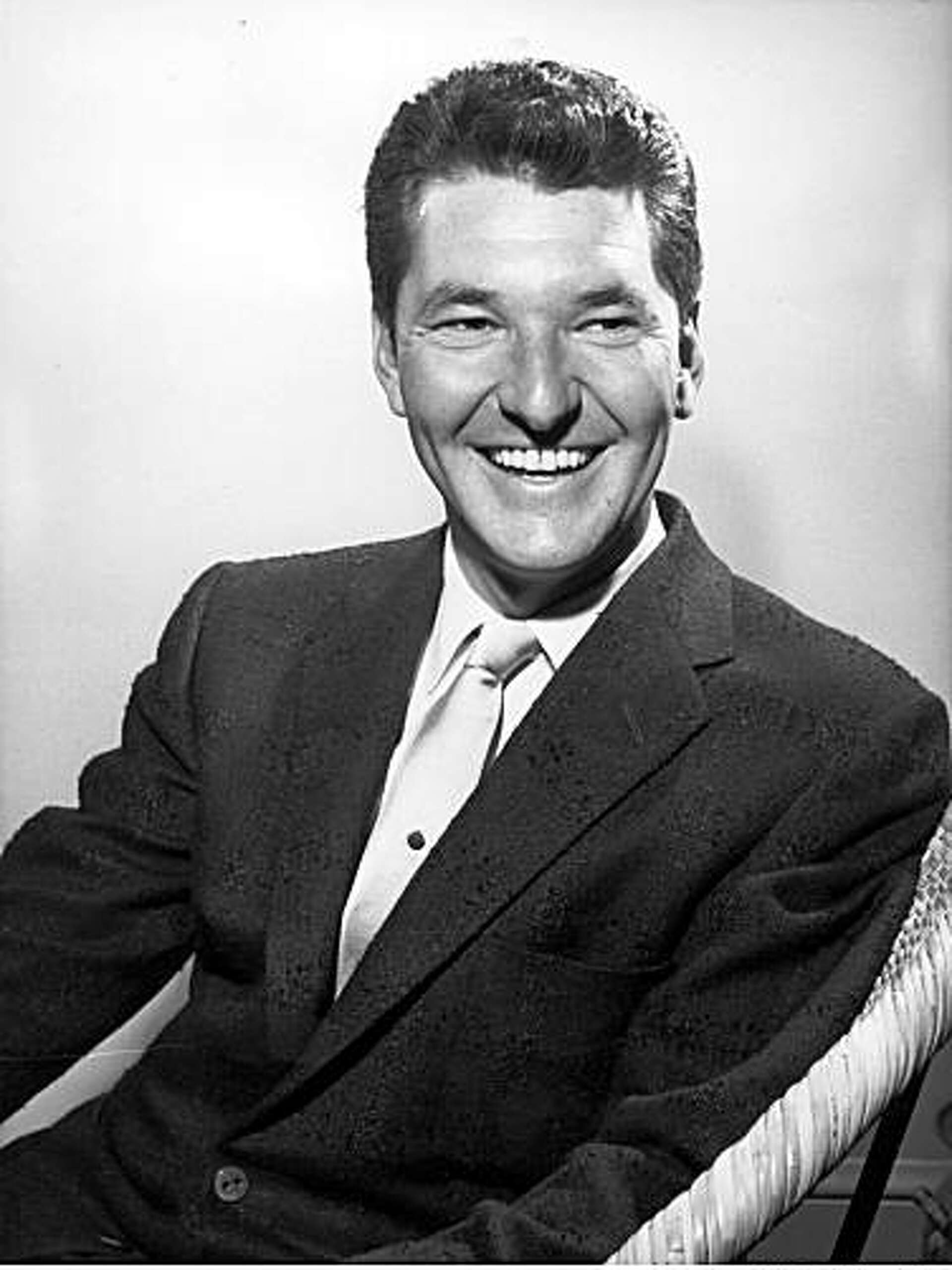 Host of 'Concentration,' Jack Narz dead at 85