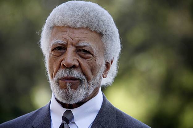 Oakland mayor breaks promise to take pay cut