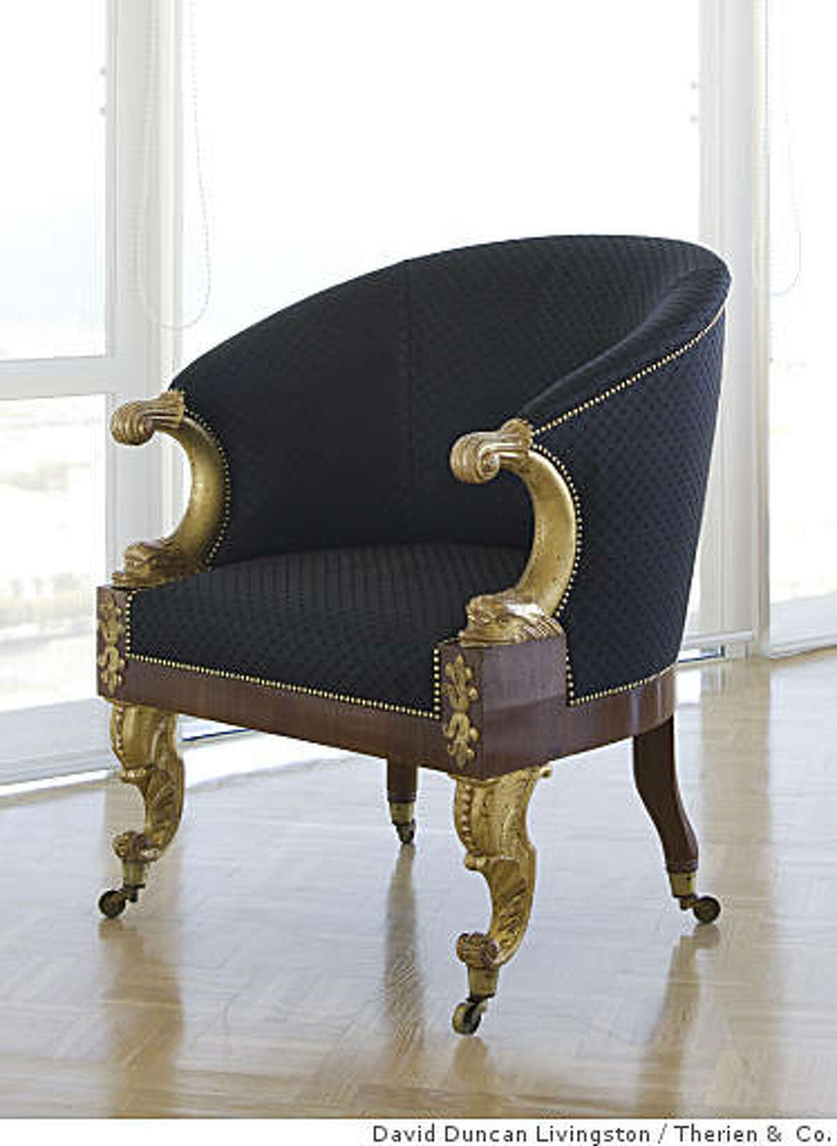 Zolezzi mixes antiques, 20th century design