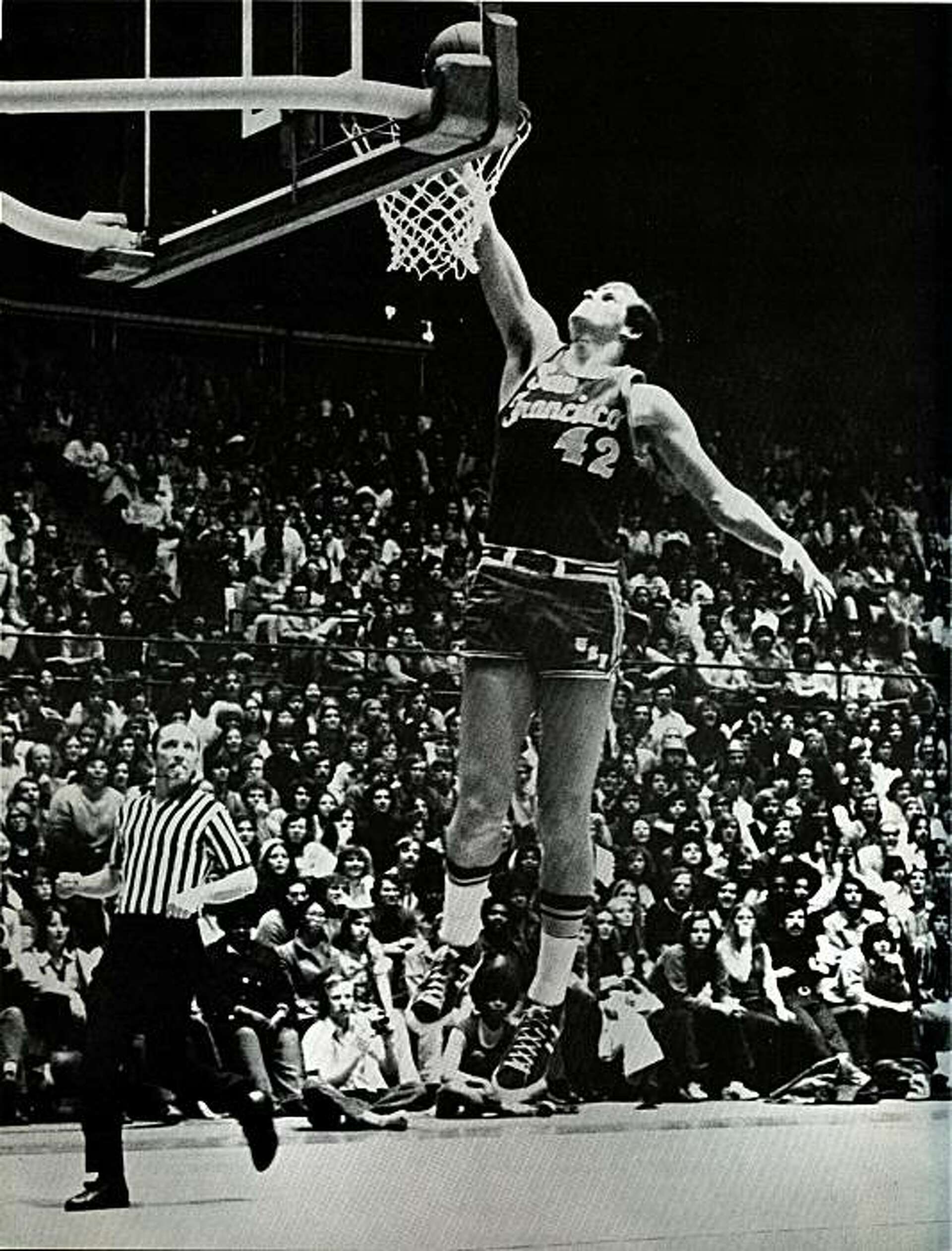 Ex-NBA, USF player dies at 58