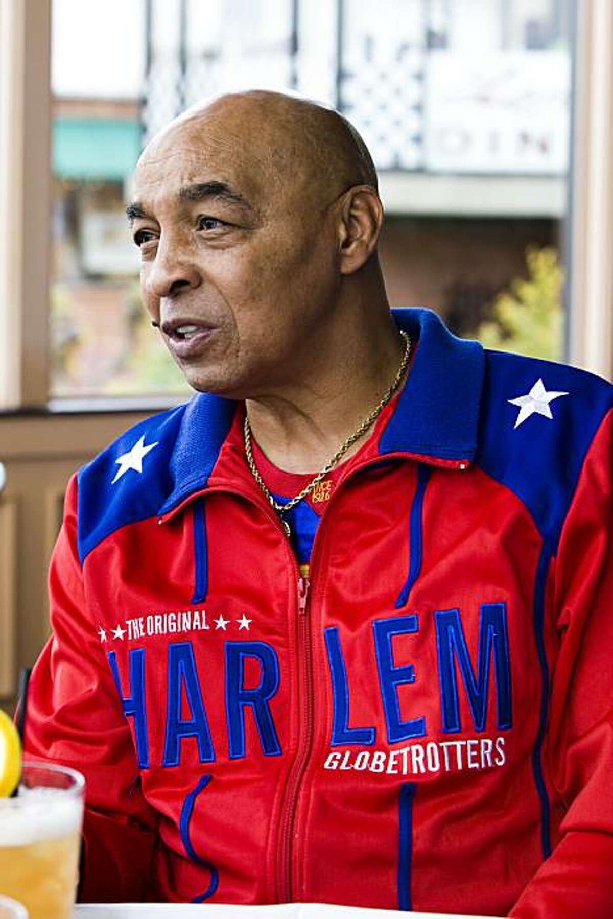 Even as basketball changes, Globetrotters able to endure