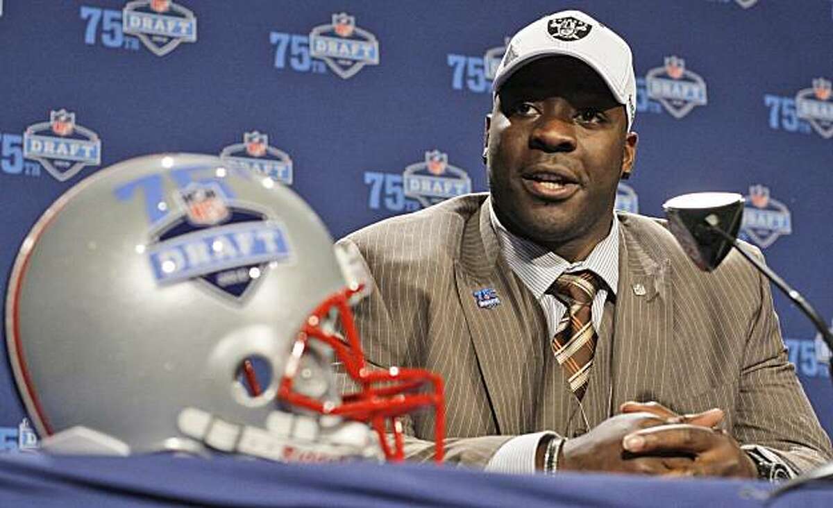 Raiders draft defensive tackle Lamarr Houston