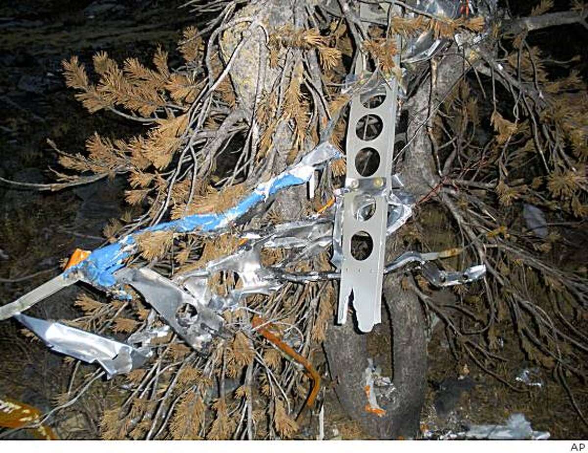 Remnants of Fossett's plane may provide clues