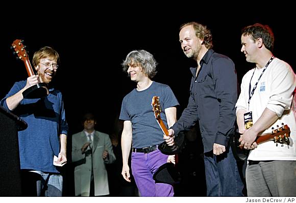 Phish sets 3 dates and plans on more