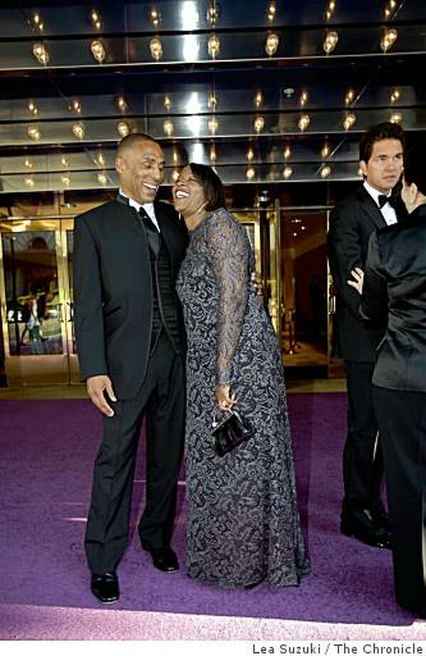 Music review: MTT deftly mixes party, concert - SFGate