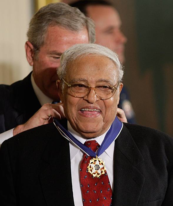 Benjamin Hooks, civil rights pioneer, dies