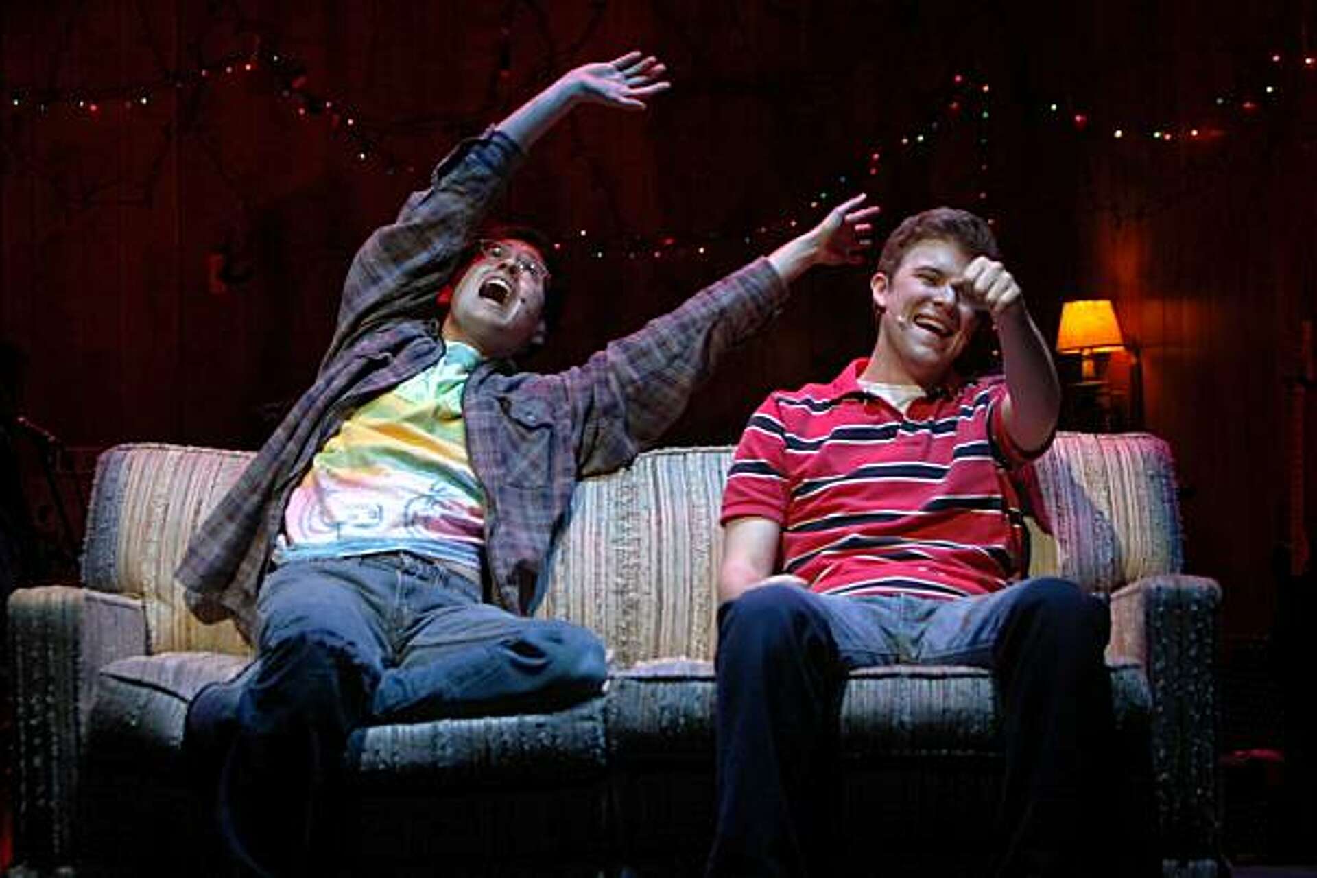 Theater review: A sweet 'Girlfriend'