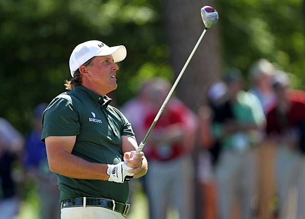 Mickelson soars back to challenge