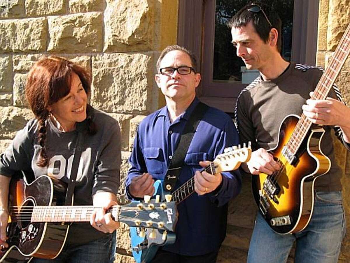 Otis did that crazy hand (and radio) jive