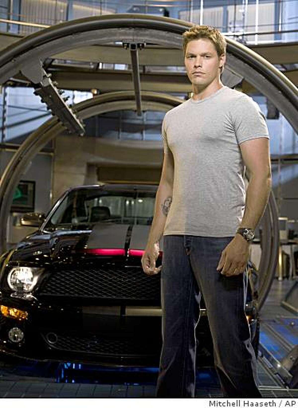 TV reviews: 'Knight Rider,' 'Gary Unmarried'