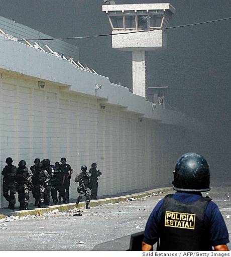 Mexican police kill 19 Tijuana inmates