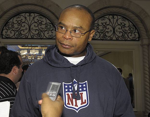 Singletary says draft is not about 'one guy'