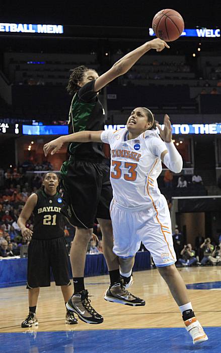 Baylor's 21-1 run leads to upset over Tennessee