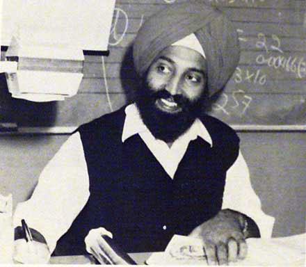 Peacemaker Mourned / Slain Sikh leader was also a popular math teacher ...