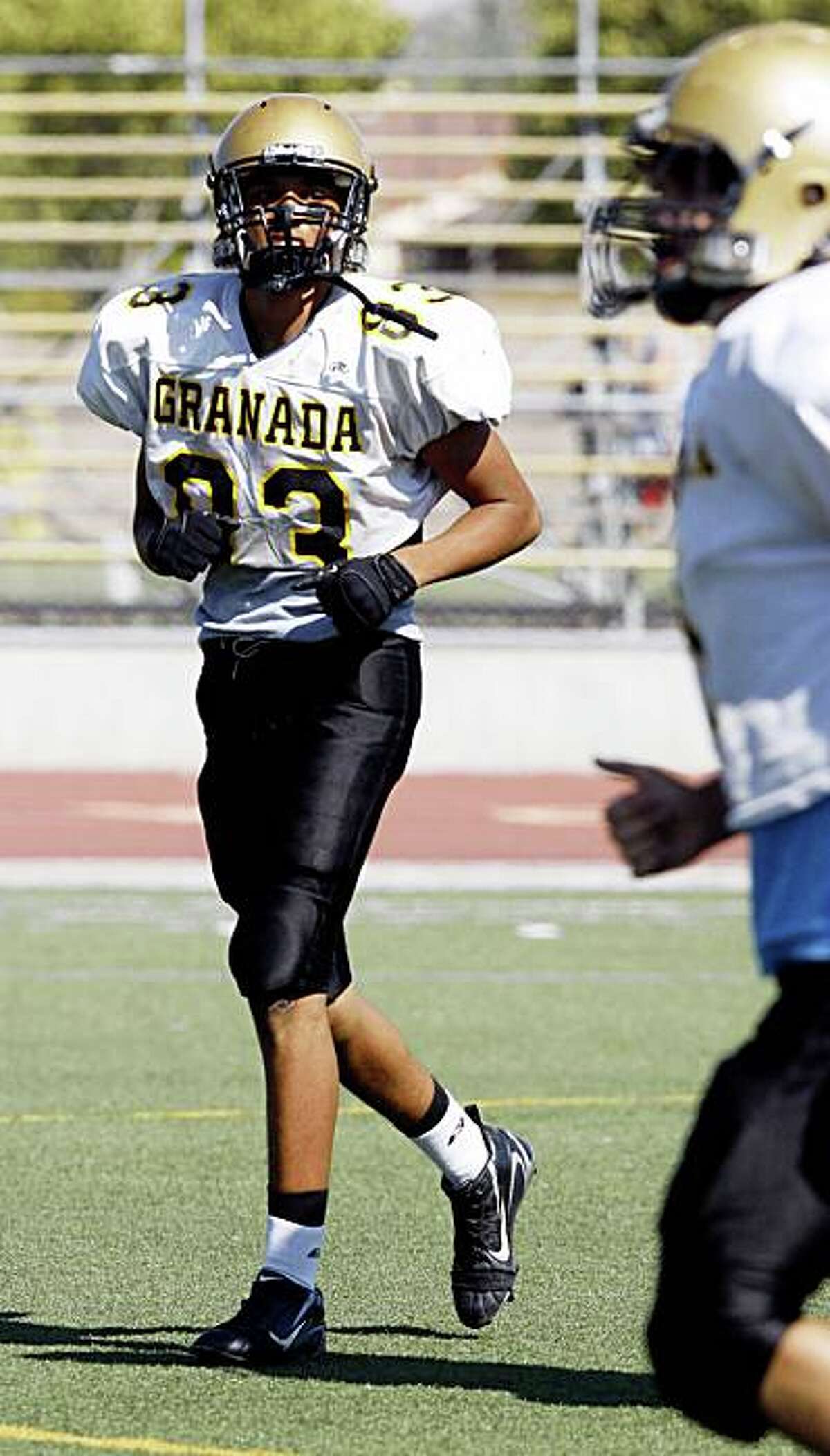 Former Raider helps coach his twin boys at Livermore's Granada High