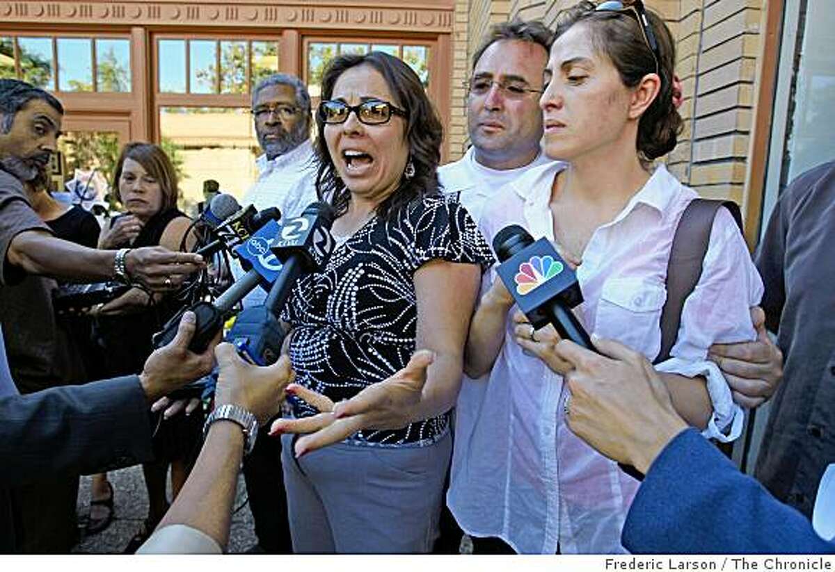 Cop-killer allegedly violated restraining order