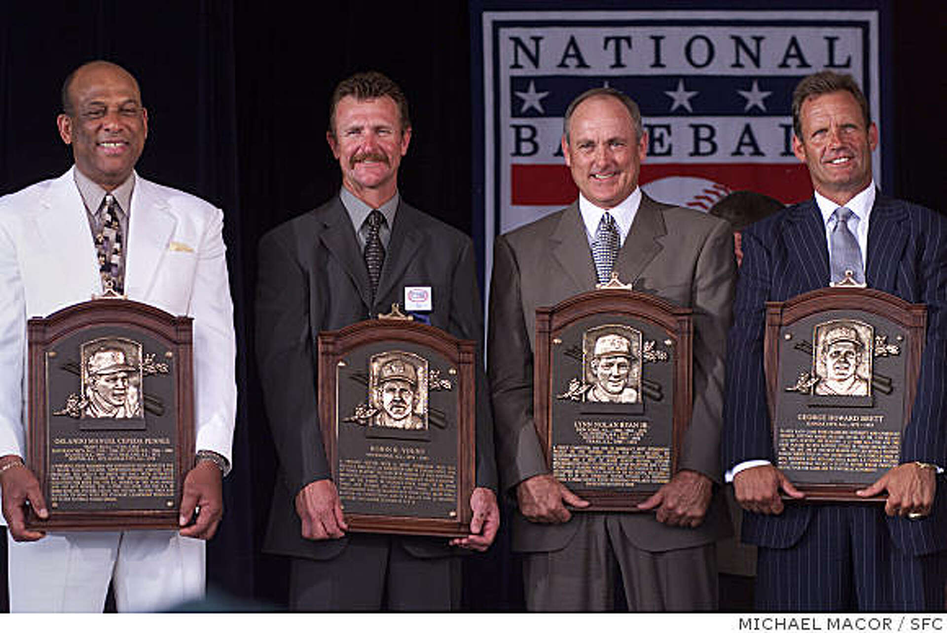 Cepeda gets his statue