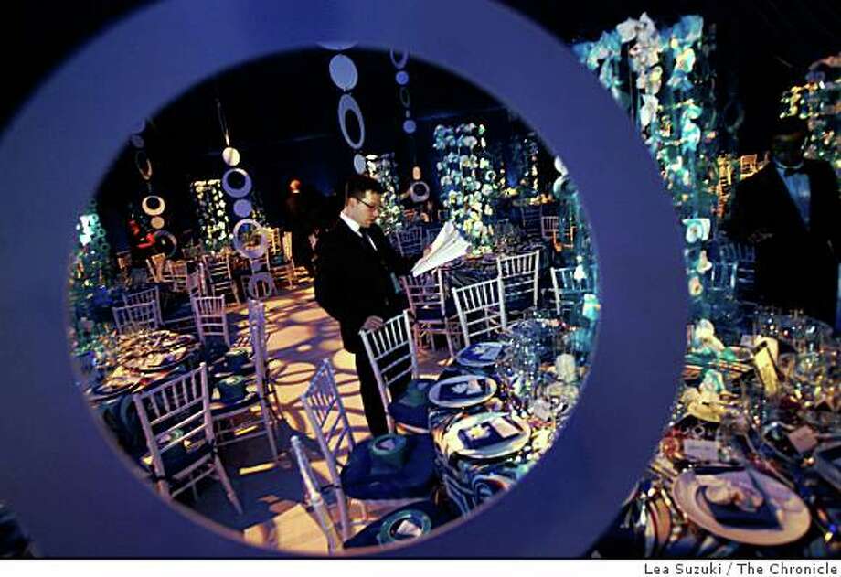 Music review: MTT deftly mixes party, concert - SFGate