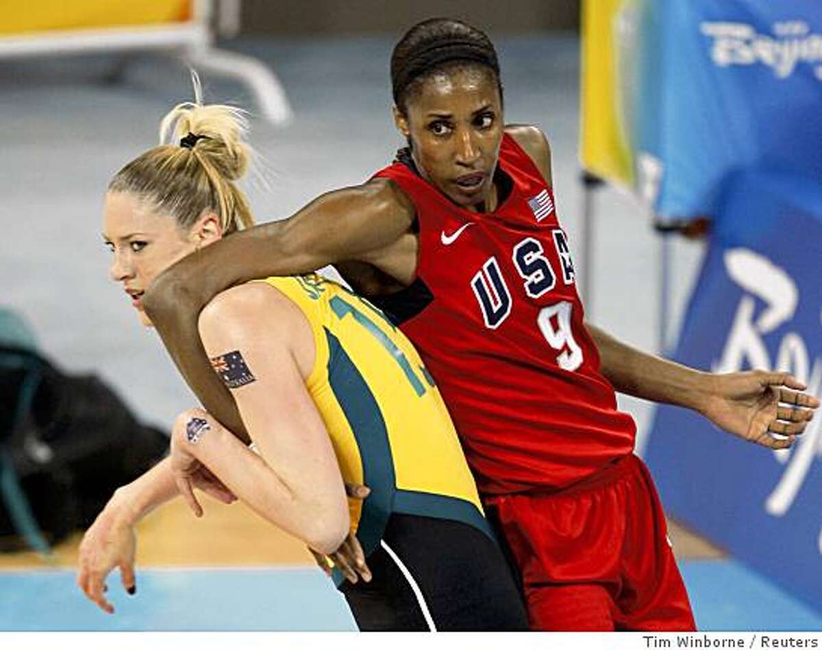 Lisa Leslie's golden glow