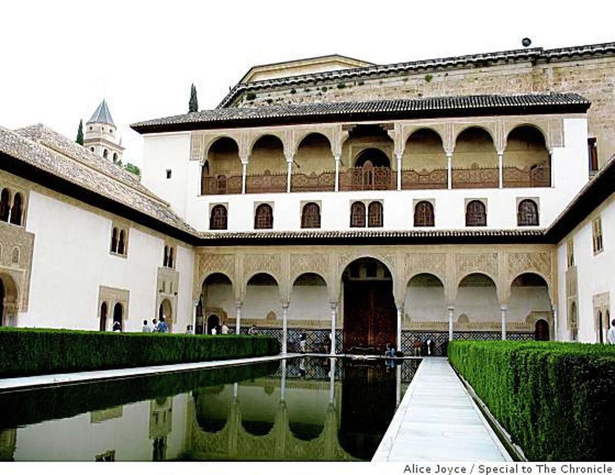Granada's hidden gardens